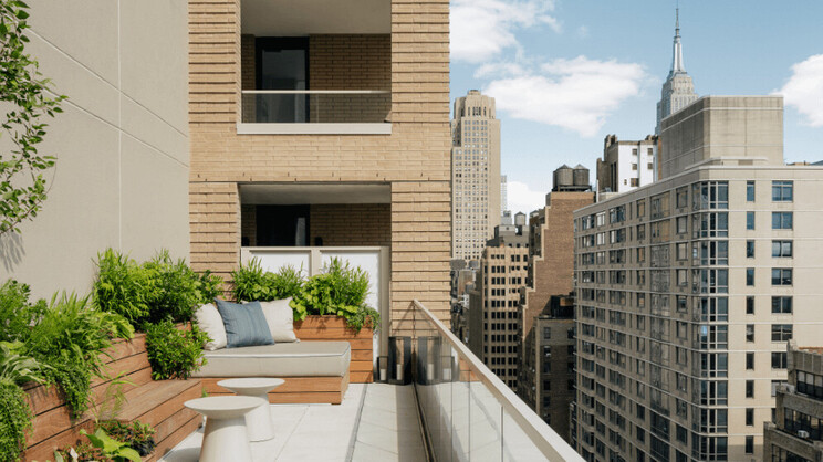 Arlo Midtown, New York Holidays, Destination2.co.uk.