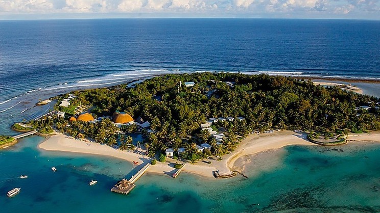 Holiday Inn Resort Kandooma, Maldives – Destination2