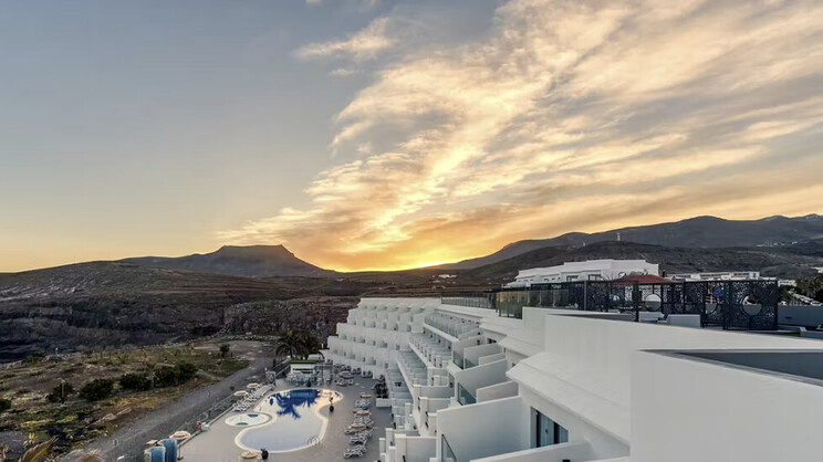 Occidental Roca Negra 2025/2026 – Hotel