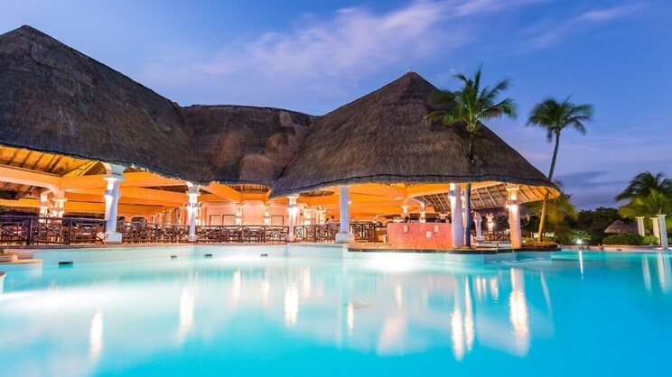 Grand Palladium Colonial Resort 2024/2025 – Hotel