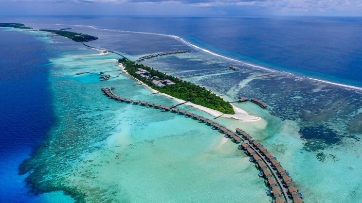 The Residence Maldives Falhumaafushi, 5-star Maldives Hotels | Destination2