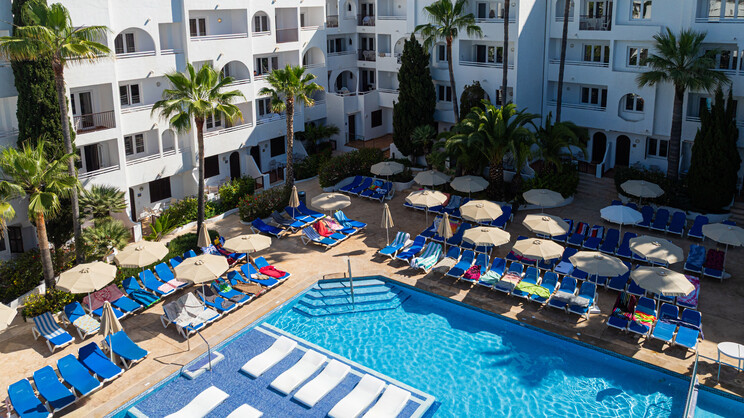Sol Cala d'Or Apartamentos, Majorca, Spain Holidays