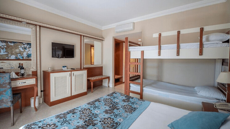 Crystal Paraiso Verde Resort & Spa, Turkey, Destination2