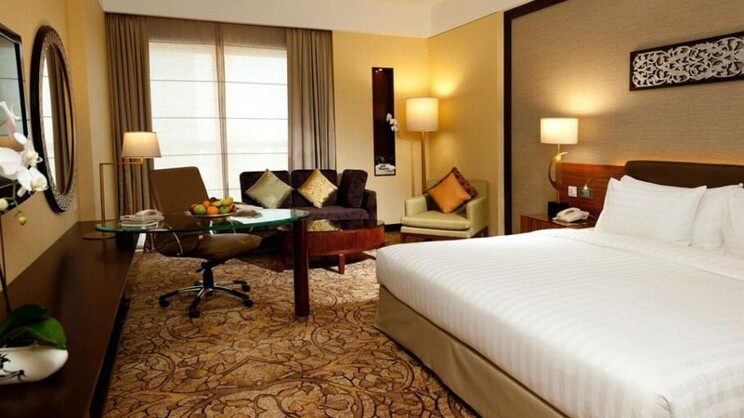 Dusit Thani Dubai, UAE Holidays – Book & Save Now With Destination2