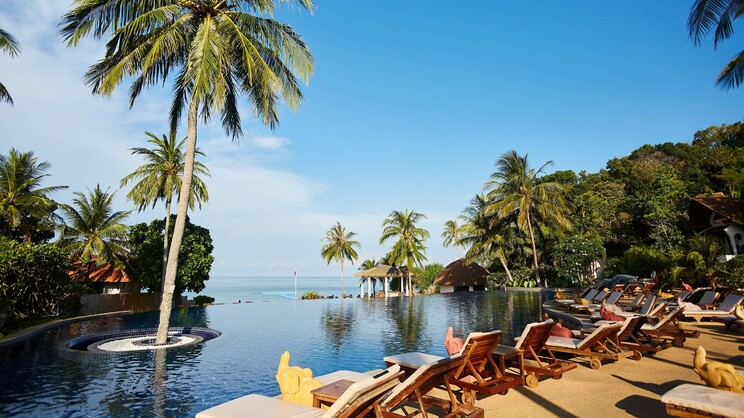 Rawi Warin Resort & Spa – Escape to the Thai Islands 2026/2027