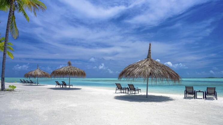 Rahaa Resort, the Maldives | Destination2 Luxury Indian Ocean Holidays