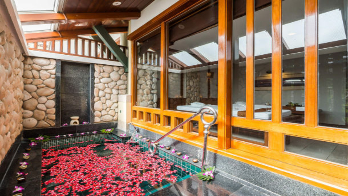 Phuket Marriott Resort and Spa Merlin Beach, Thailand