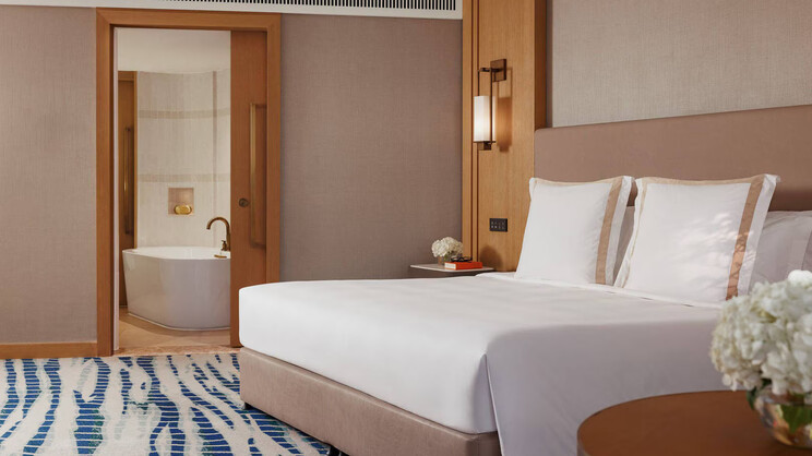 Jumeirah Beach Hotel, Dubai 2026 / 2027 | Destination 2