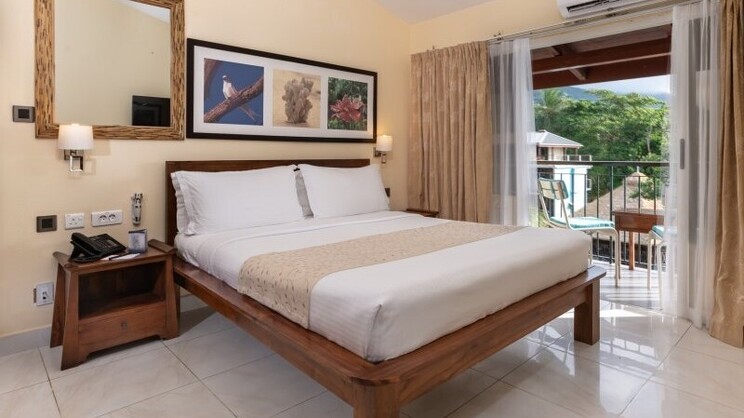 Coral Strand Smart Choice, Seychelles | Destination2