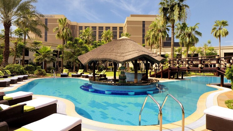 Le Royal Meridien Beach Resort & Spa, Dubai, Destination2