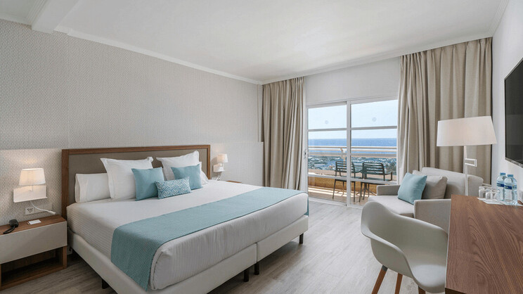 Alua Atlántico Golf Resort, Tenerife Holidays | Destination2