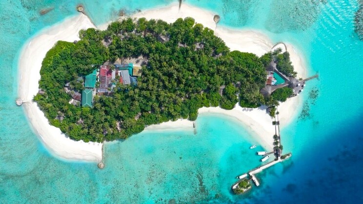 Makunudu Island, Maldives Holidays 2026/2027 – Book Online