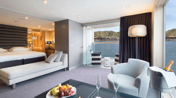Scenic Azure, Luxury Cruise Deals – Destination2.co.uk